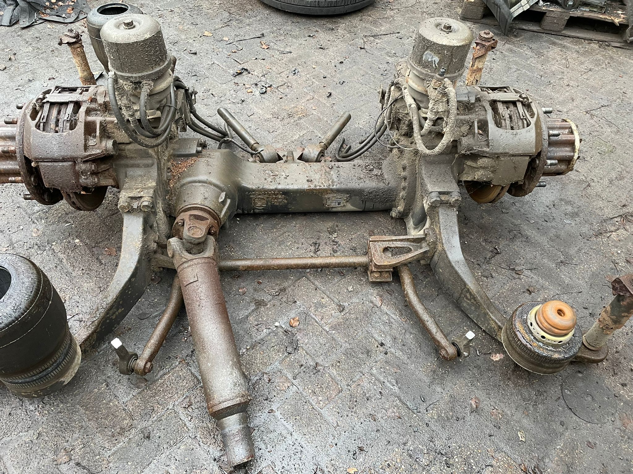 Hinterachse ZF AV 132/87 I=5,27 für Mercedes Citaro – BusweltBusErsatzteile