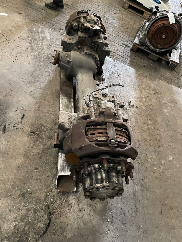 Hinterachse ZF AV 132/87 I=6,21 Mercedes Citaro ca 595.000 km Baujahr 2010 A6283502601 ...