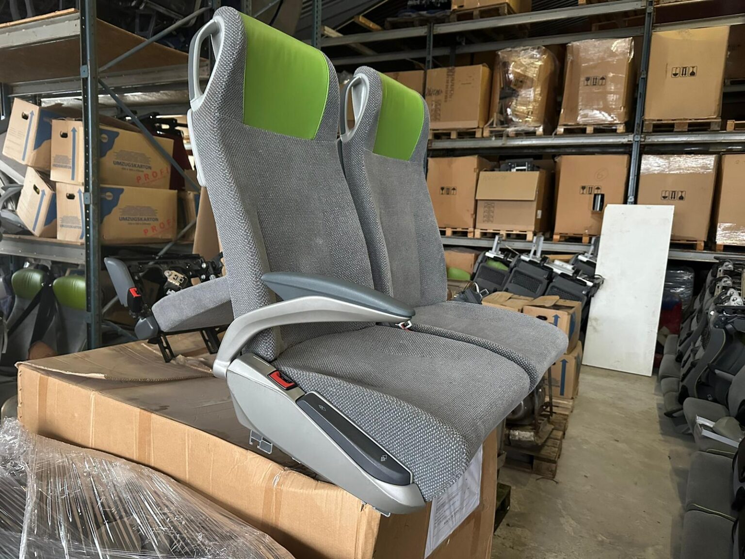 Flixbus Sitze für Mercedes Tourismo und Setra 500 Serie. 50 Sitze ...