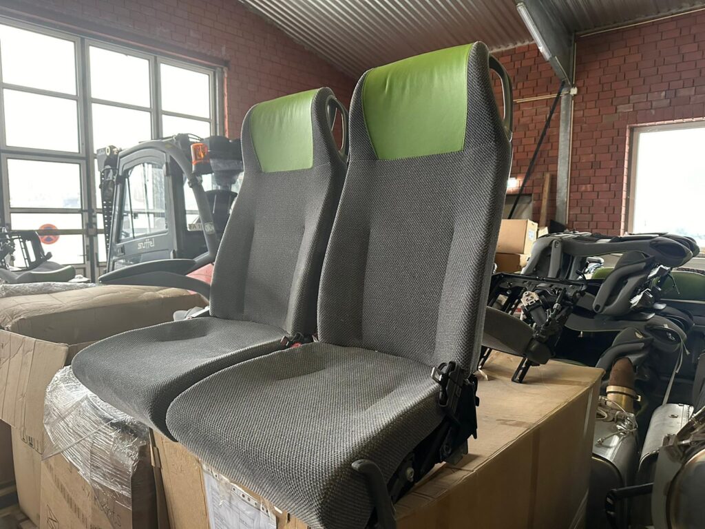 Flixbus Sitze für Mercedes Tourismo und Setra 500 Serie. 50 Sitze ...